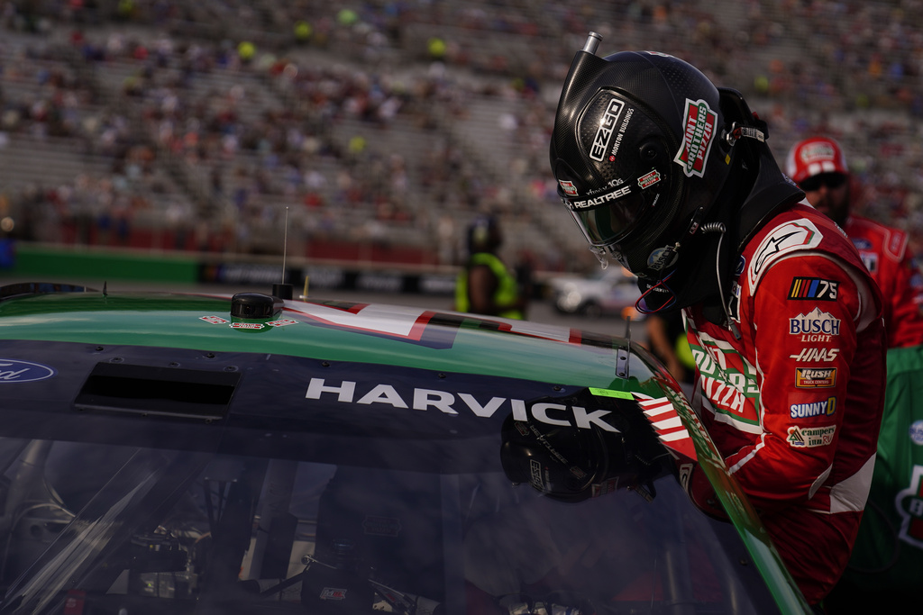 Kevin Harvick tries to end NASCAR winless drought at New Hampshire race ...